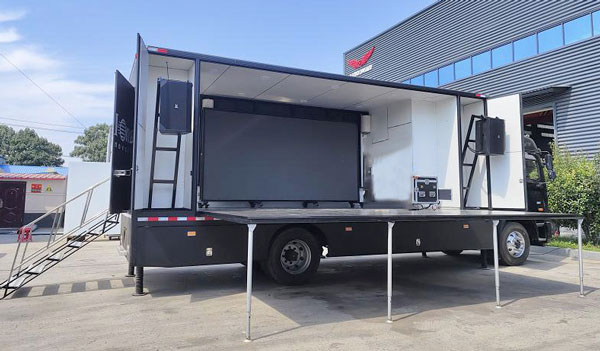 Advantages and Benefits of Roadshow Trucks - HENAN SWAN VEHICLE CO.,LTD.